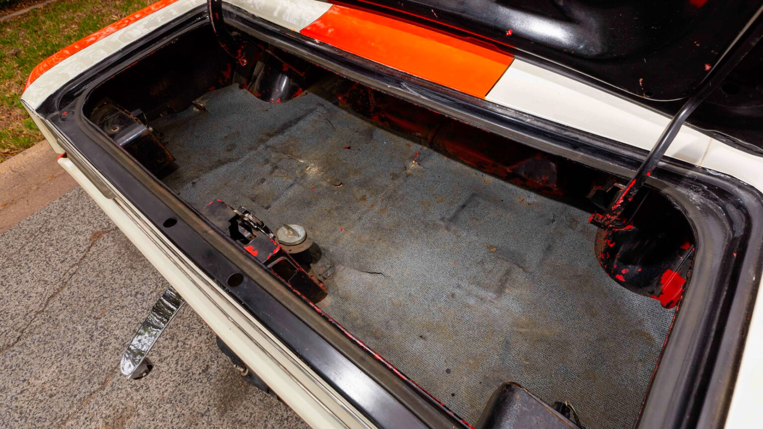 Hidden For 50 Years: The Plymouth Cuda 440 Rapid Transit From 1971