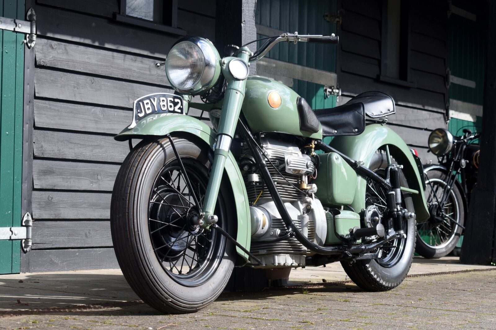 The "Gentleman's Motorcycle" – A Restored 1950 Sunbeam S7 Deluxe