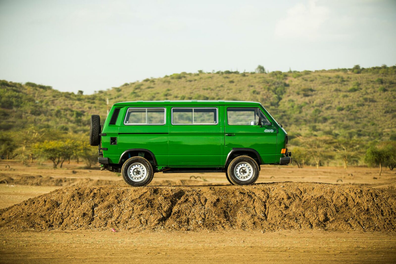 A Rare 4x4 Volkswagen Syncro Kombi 16"