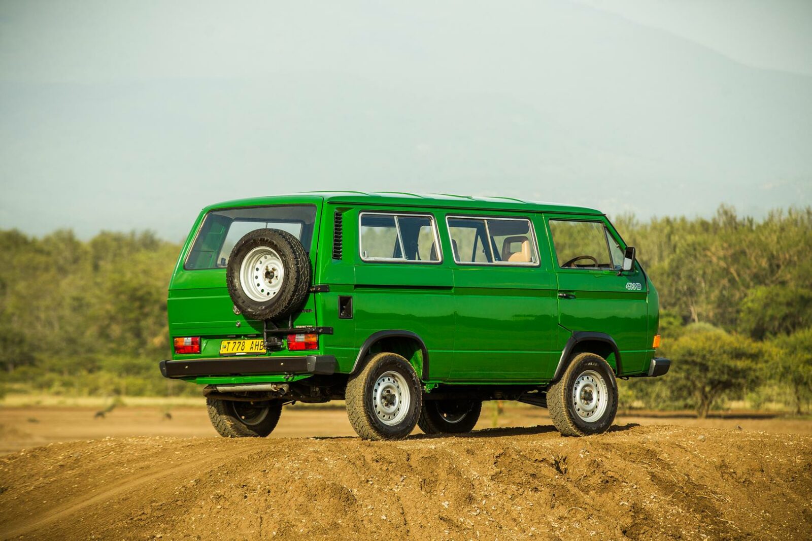 A Rare 4x4 Volkswagen Syncro Kombi 16"