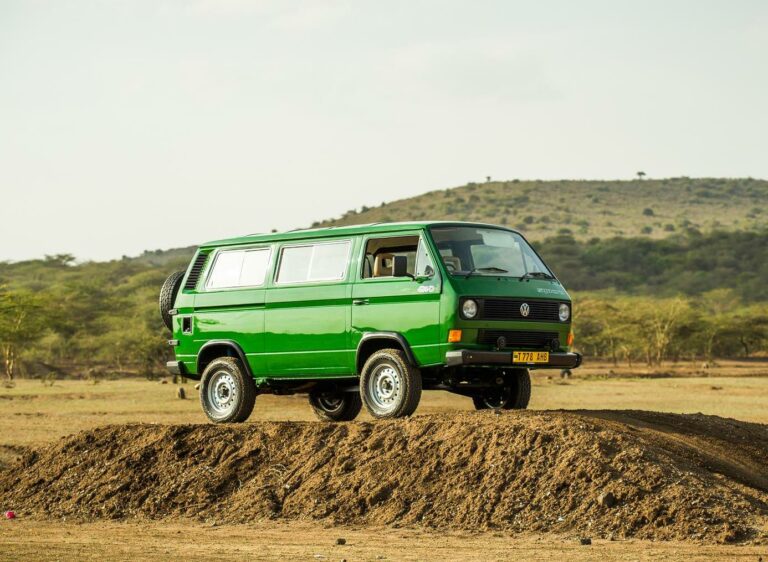 A Rare 4x4 Volkswagen Syncro Kombi 16"