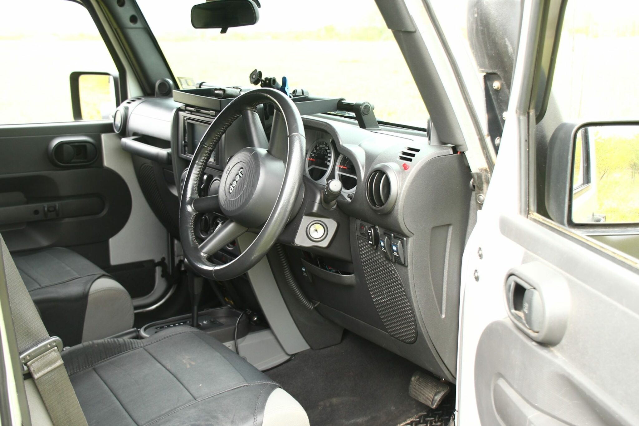 1 Of 12 Ever Made: The Jeep Wrangler EarthRoamer XV-JP Overlander