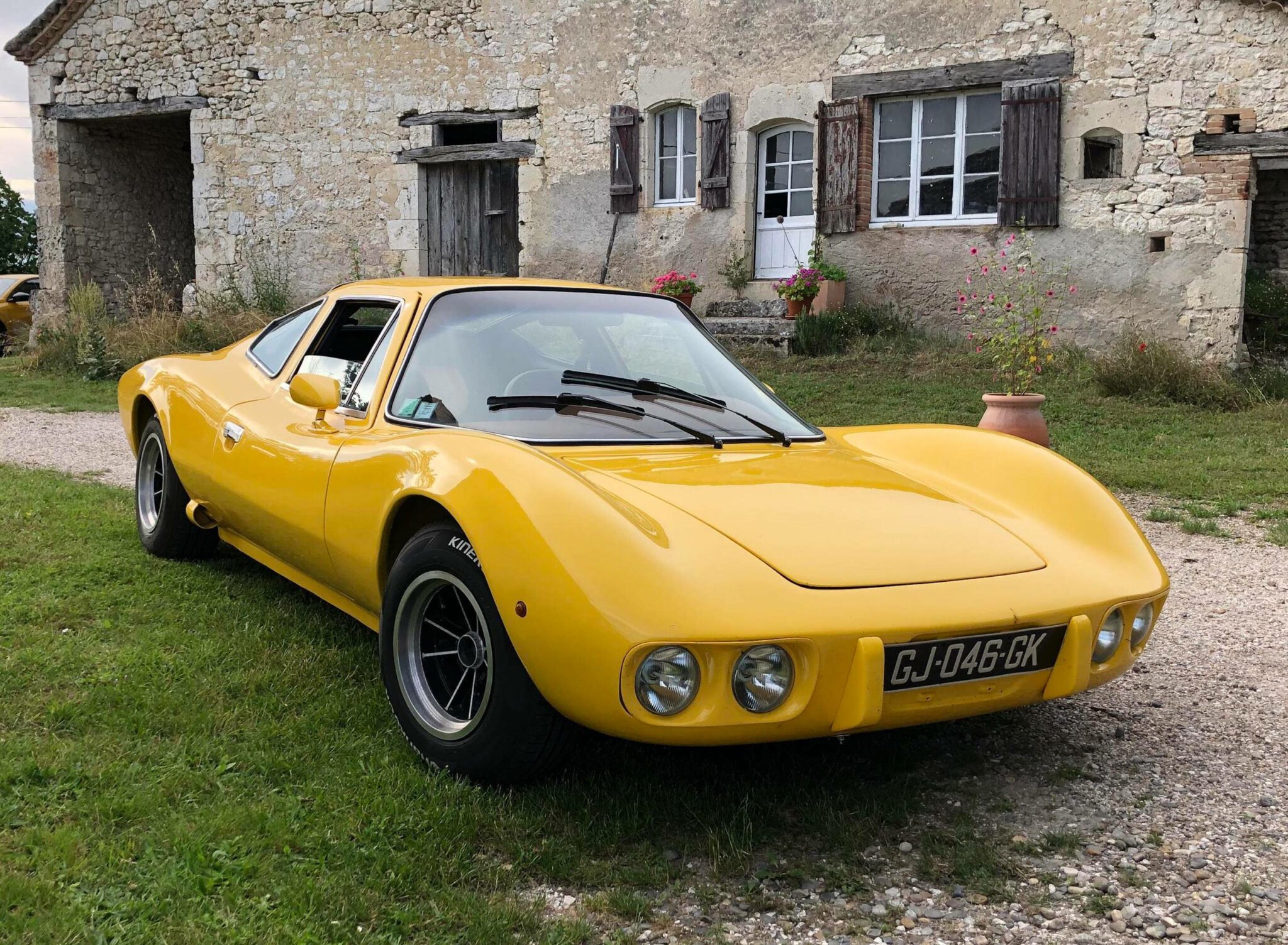 An Original Bianco S: The Affordable 1970s-Era Brazilian Sports Car