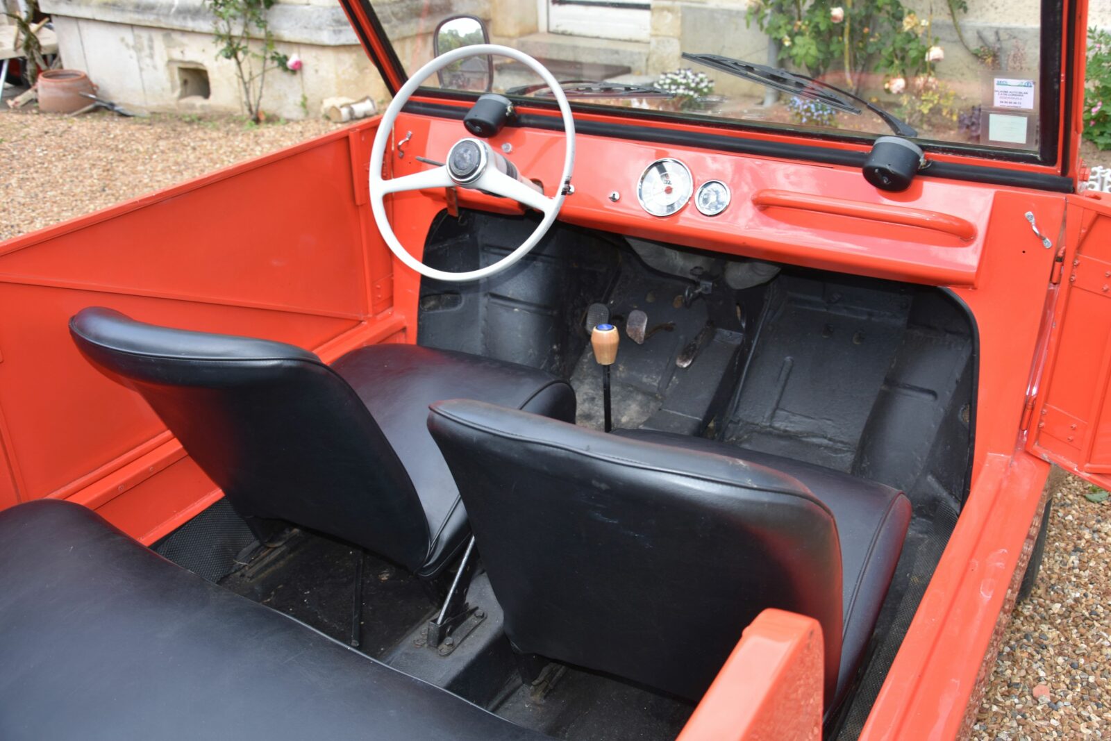 Fiat 600 Jungla: A Car Designed To Be Parachuted Out Of Military Aircraft