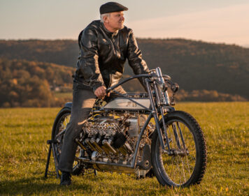 Pavel Malanik's Home-Built 4.4 Liter V8 Motorcycle