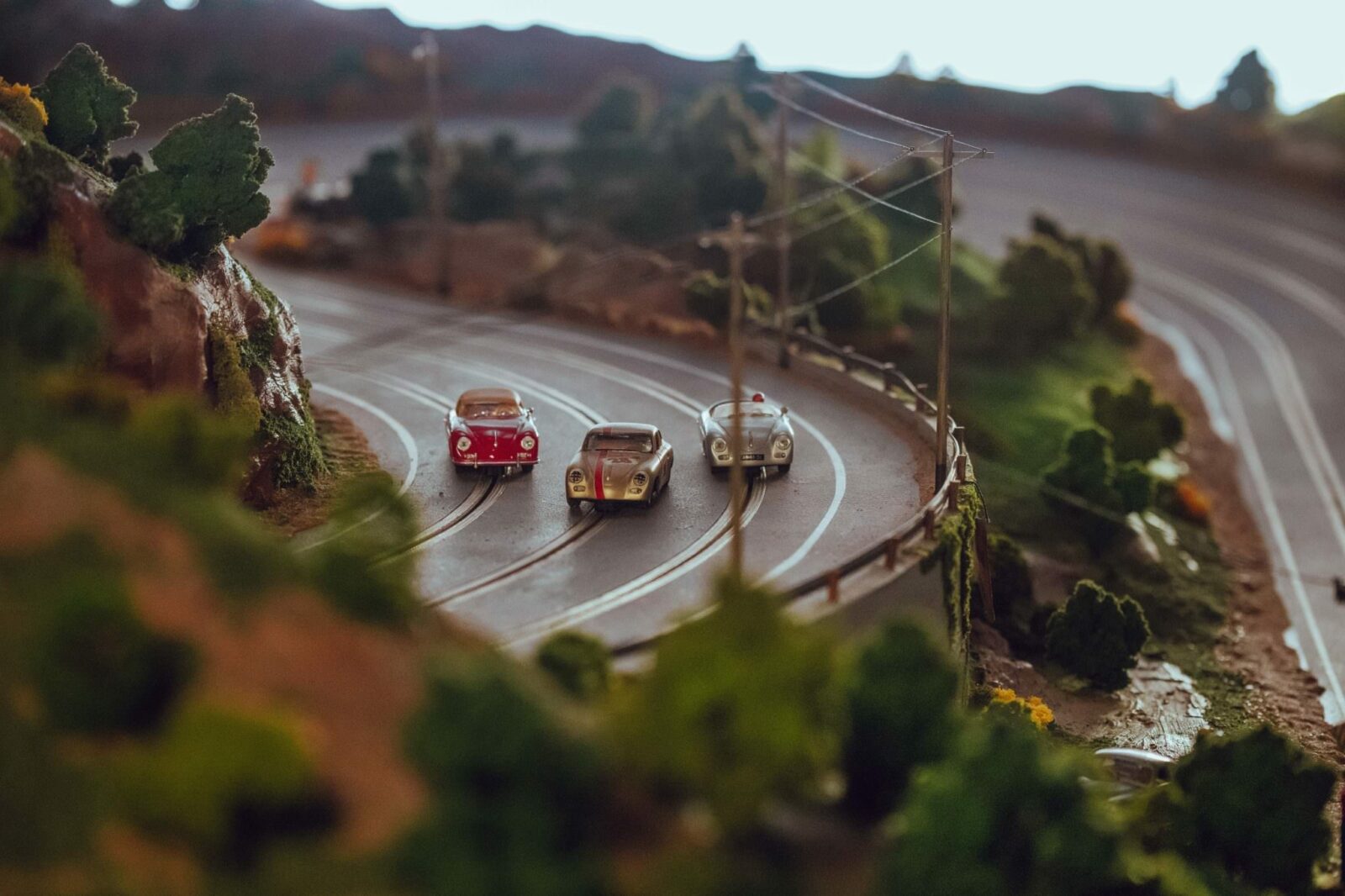 A Southern Californian Mountain Road Slot Car Raceway – In 1:32 Scale
