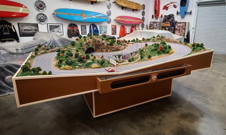 A Southern Californian Mountain Road Slot Car Raceway – In 1:32 Scale
