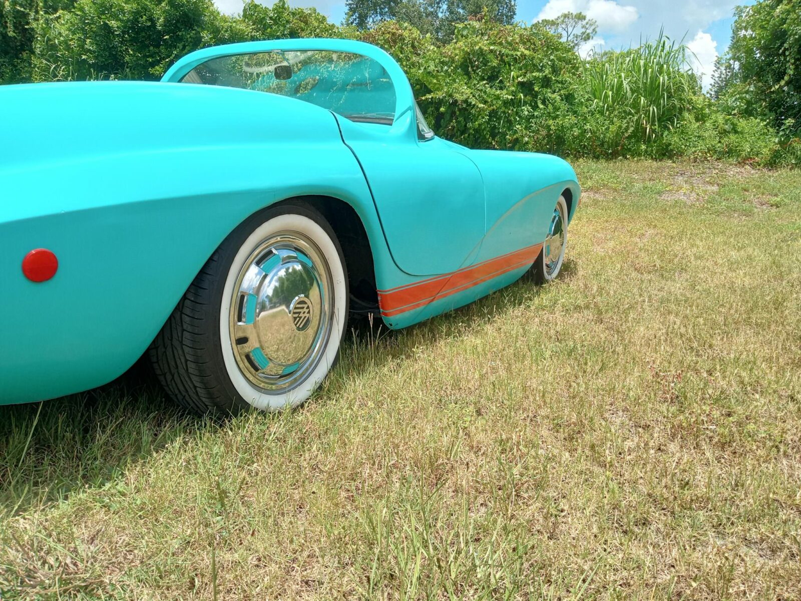 For Sale: A Rare “Jet Age” American Sports Car - The La Dawri Sebring