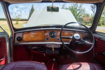 The Quirky Riley Elf – The "Other" Classic Mini