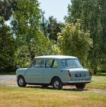 The Quirky Riley Elf – The "Other" Classic Mini