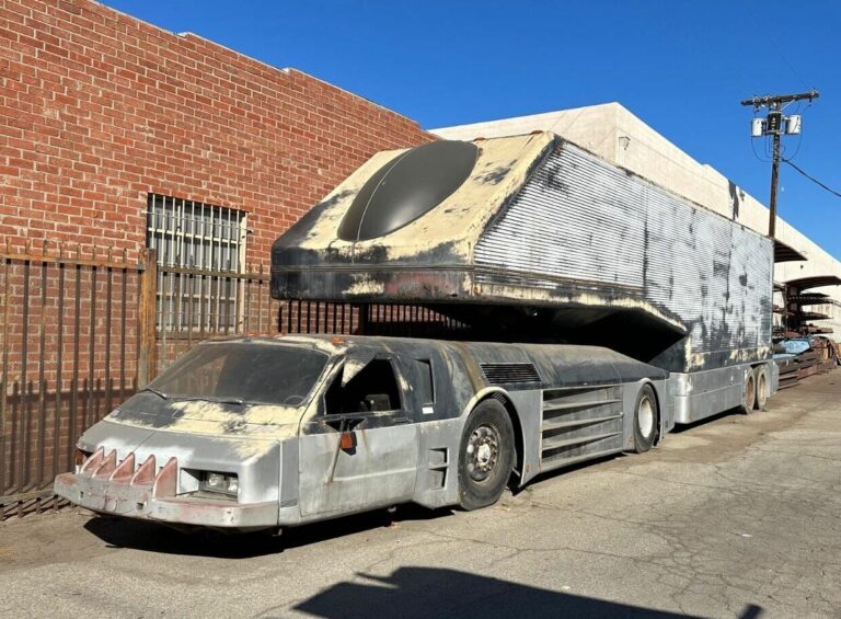 eBay Find: A 1980s Dystopian Sci-Fi Truck From "The Highwayman"