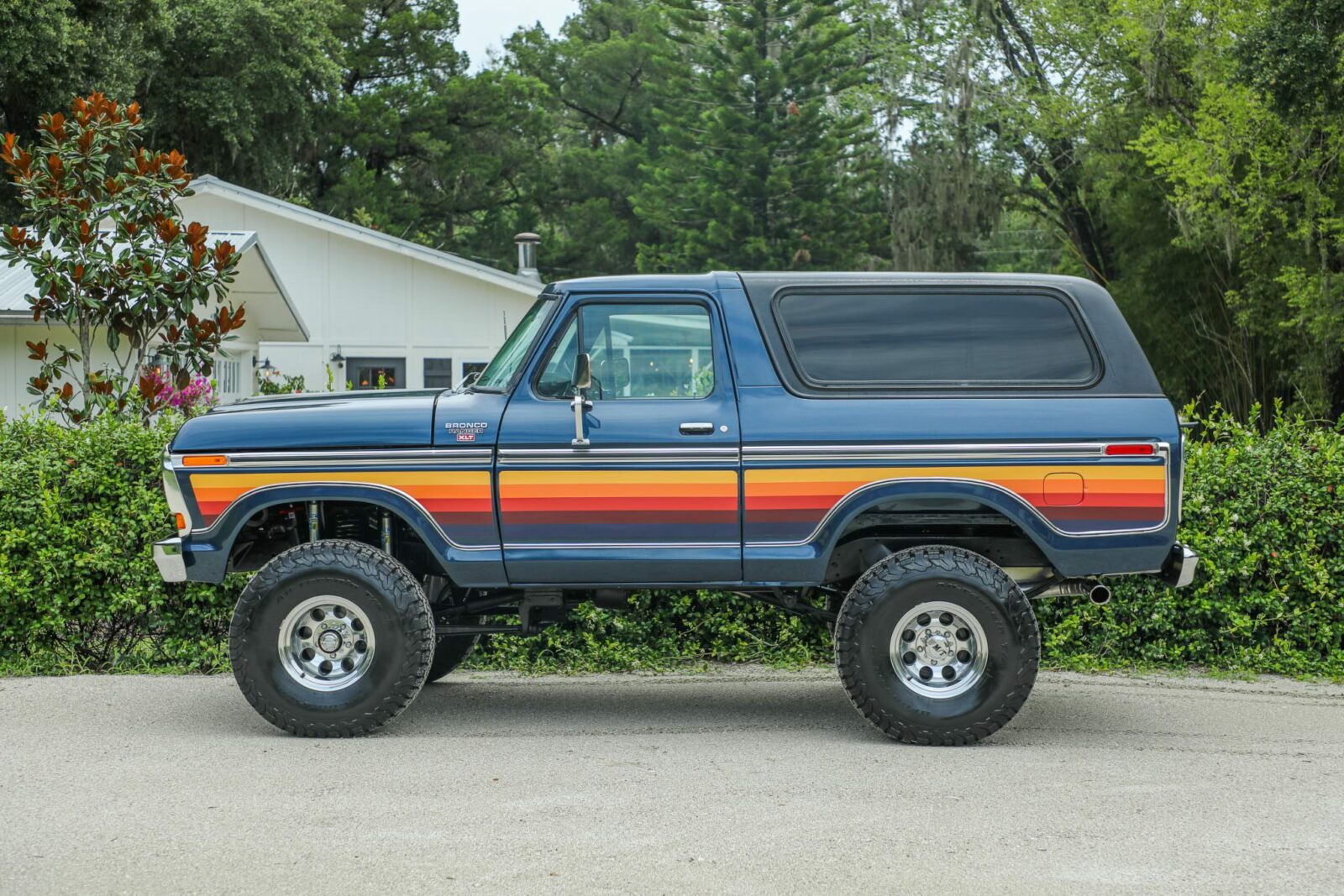 This Is A Godzilla-Powered Ford Bronco Ranger XLT With 430 BHP
