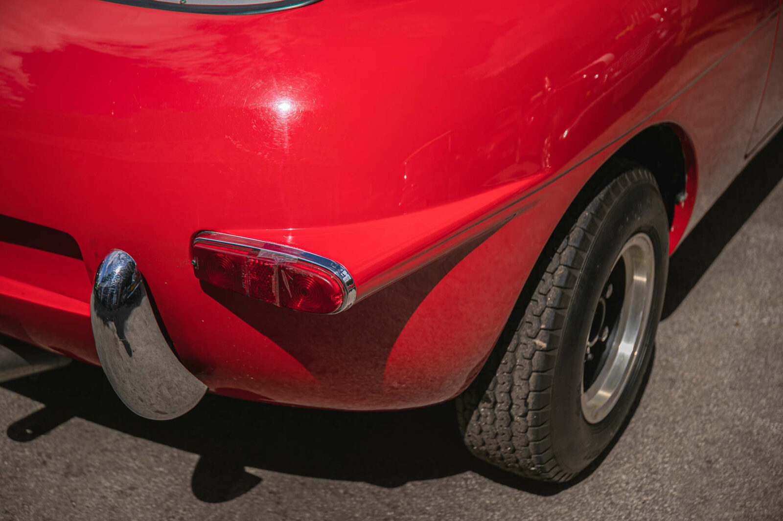 Rare Find: A 1962 Ogle SX1000 Factory Demonstrator