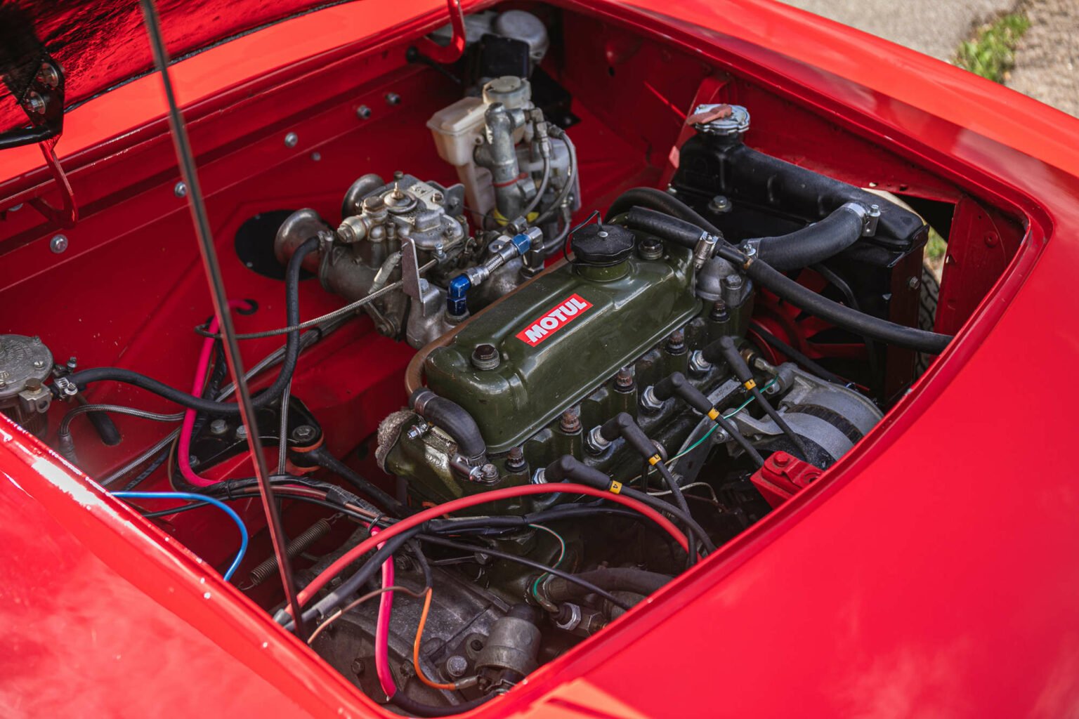 Rare Find: A 1962 Ogle SX1000 Factory Demonstrator