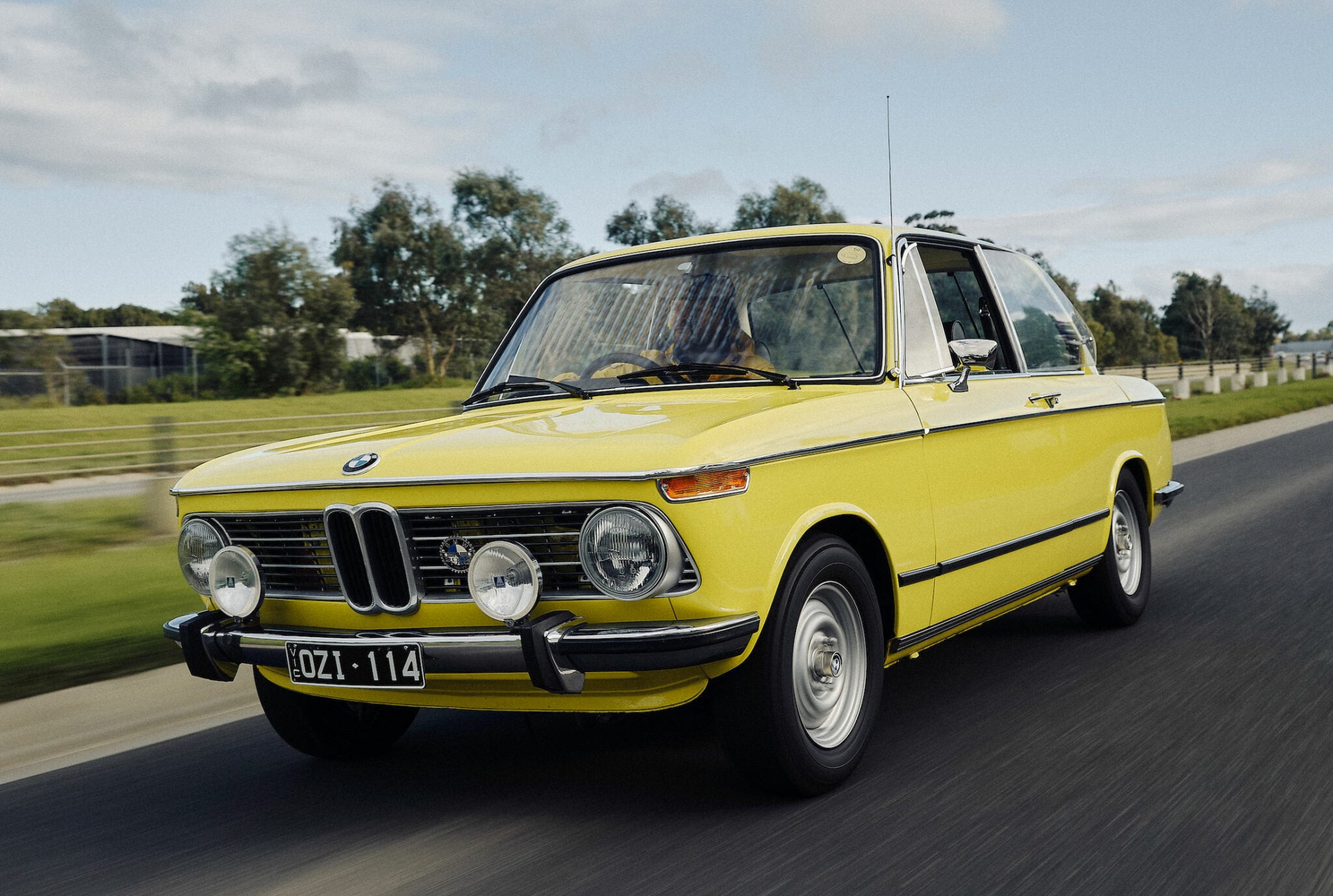 Is This The Perfect Roundie? An Upgraded 1972 BMW 2002