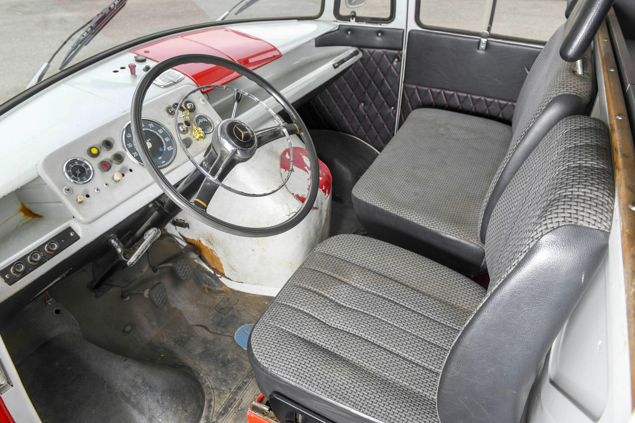 A Mercedes-Benz L 319 "Renntransporter" With Trailer: $22,500+ USD