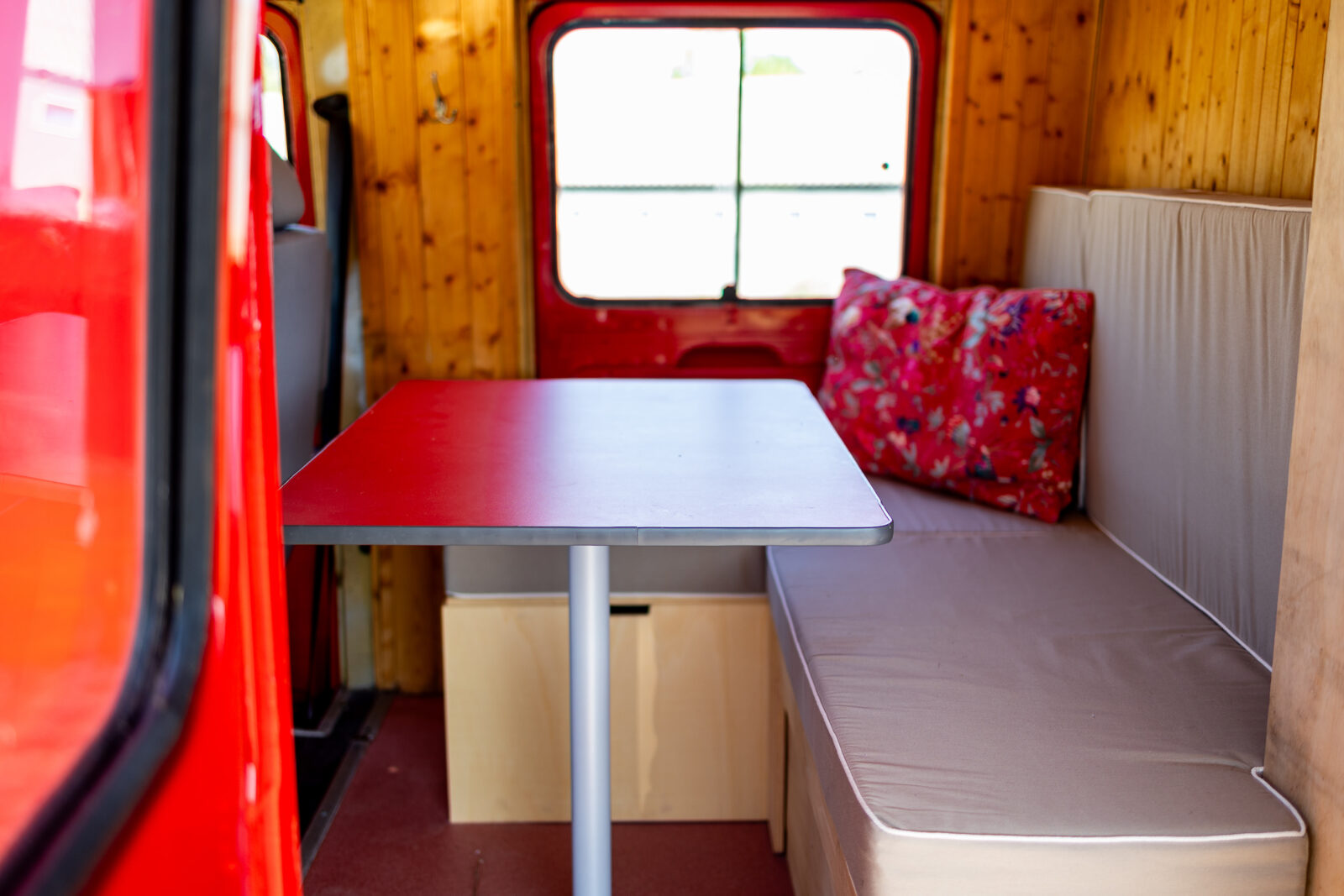 Camper Conversion: 1976 Mercedes-Benz T2 Fire Truck – $14,970+ USD