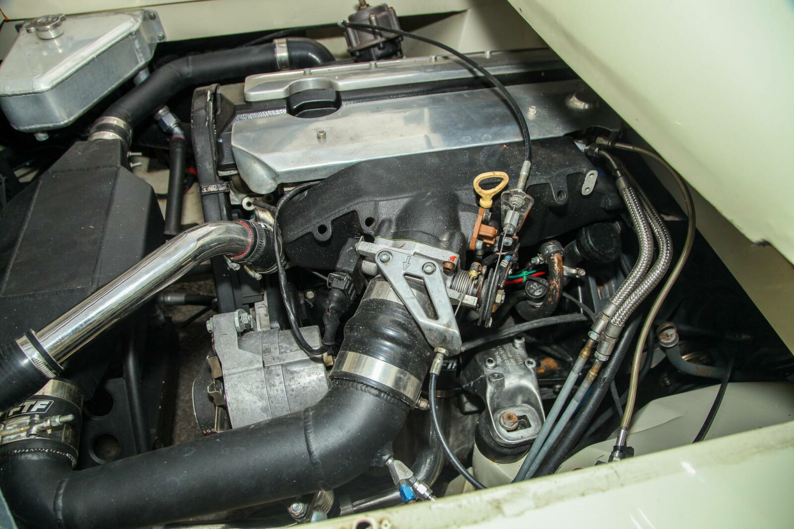 Audi S3-Powered: A Modified Volkswagen Type 2 Fifth-Wheel Camper