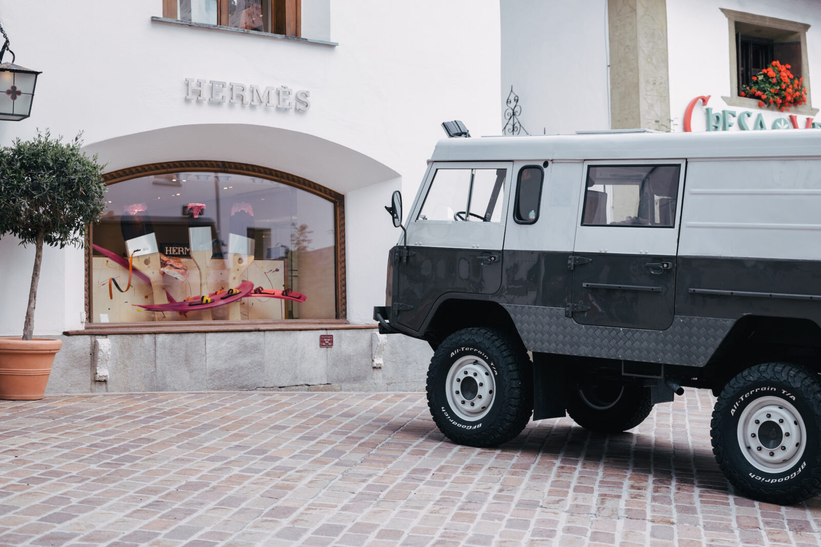 For Sale: A Volvo C303 4x4 The "Swedish Unimog" – $17,000+ USD