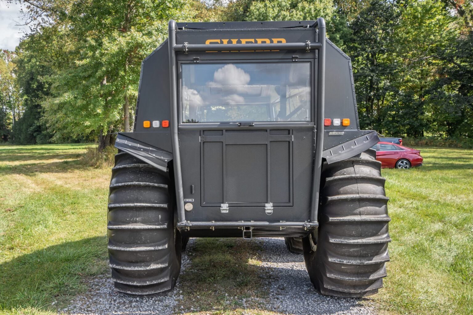 For Sale: A Quadro Sherp Pro – An Amphibious 4x4