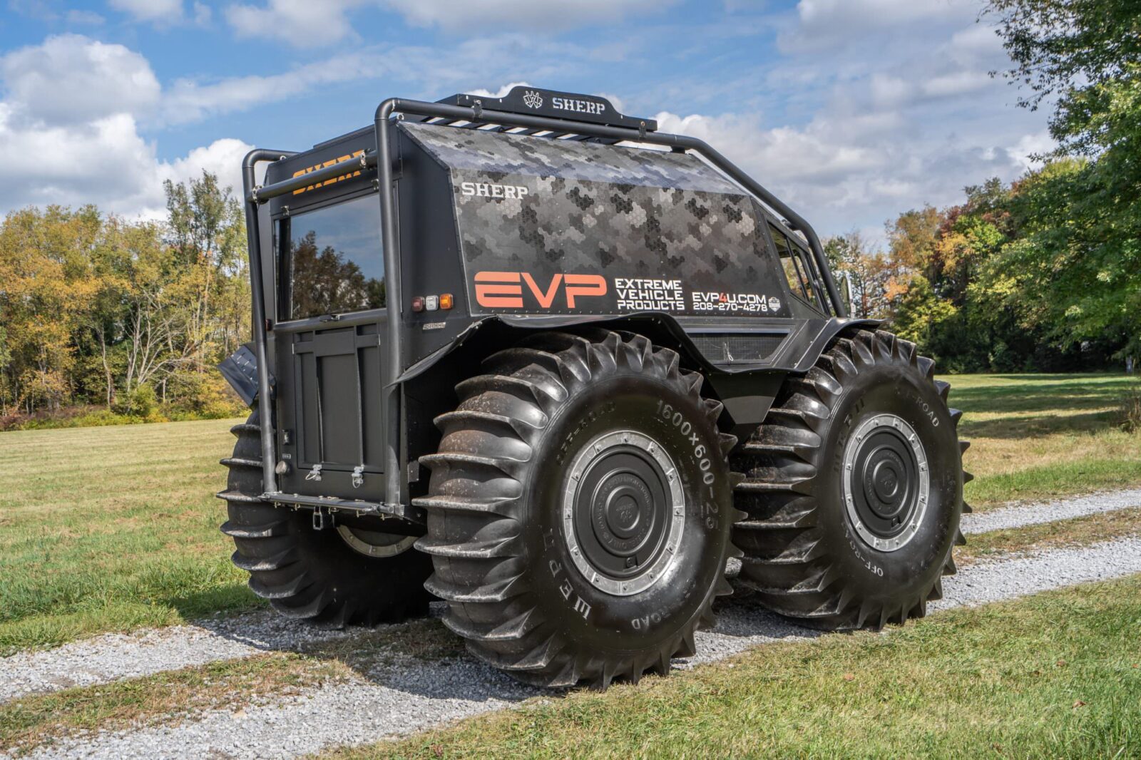 For Sale: A Quadro Sherp Pro – An Amphibious 4x4