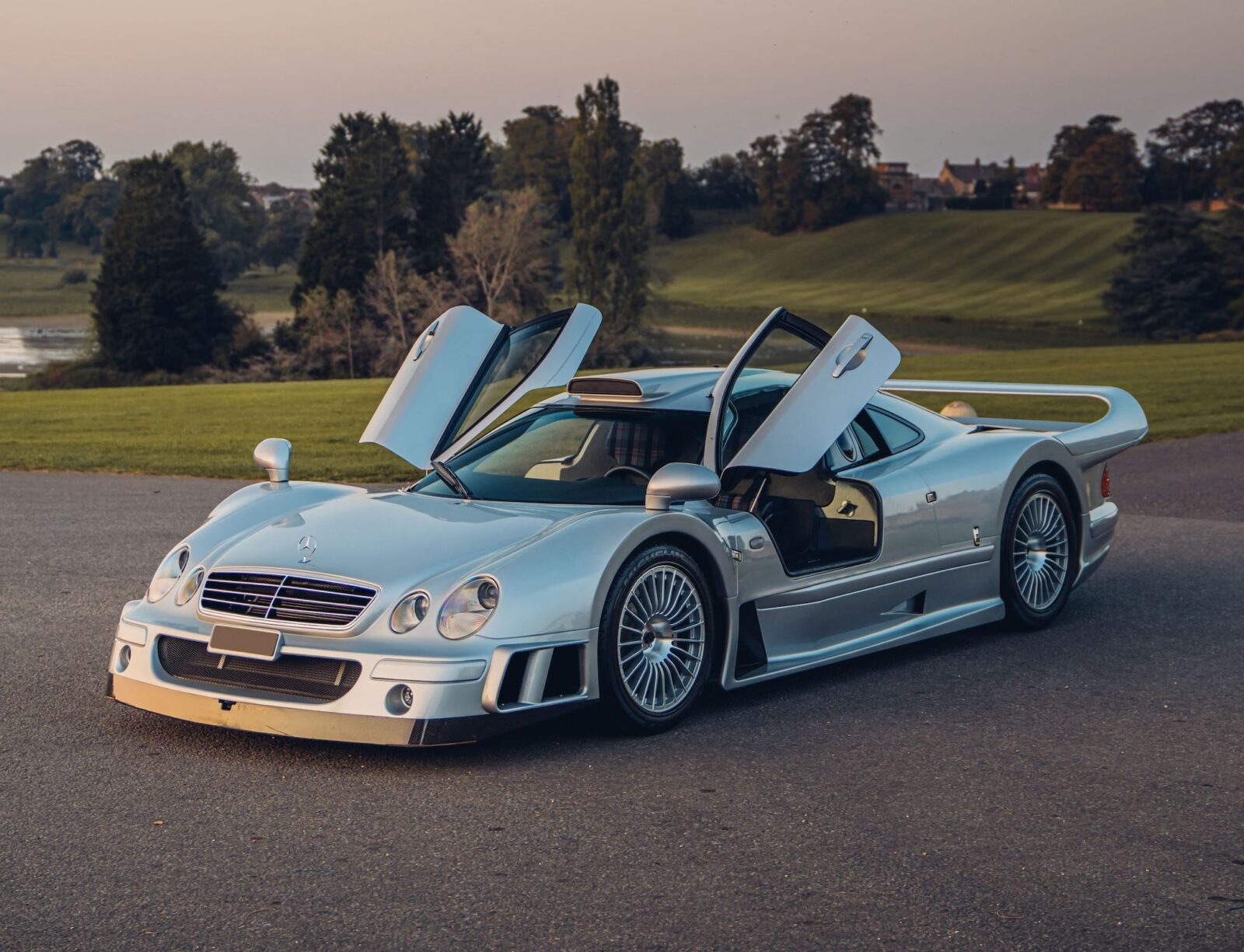 The Most Expensive Production Car In The World In 1998: The Mercedes ...