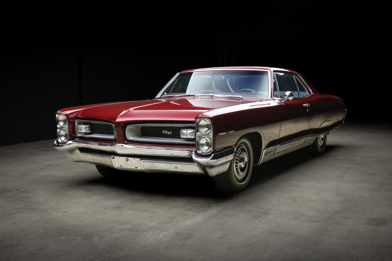 Surprising 1966 Pontiac Grand Prix Photos