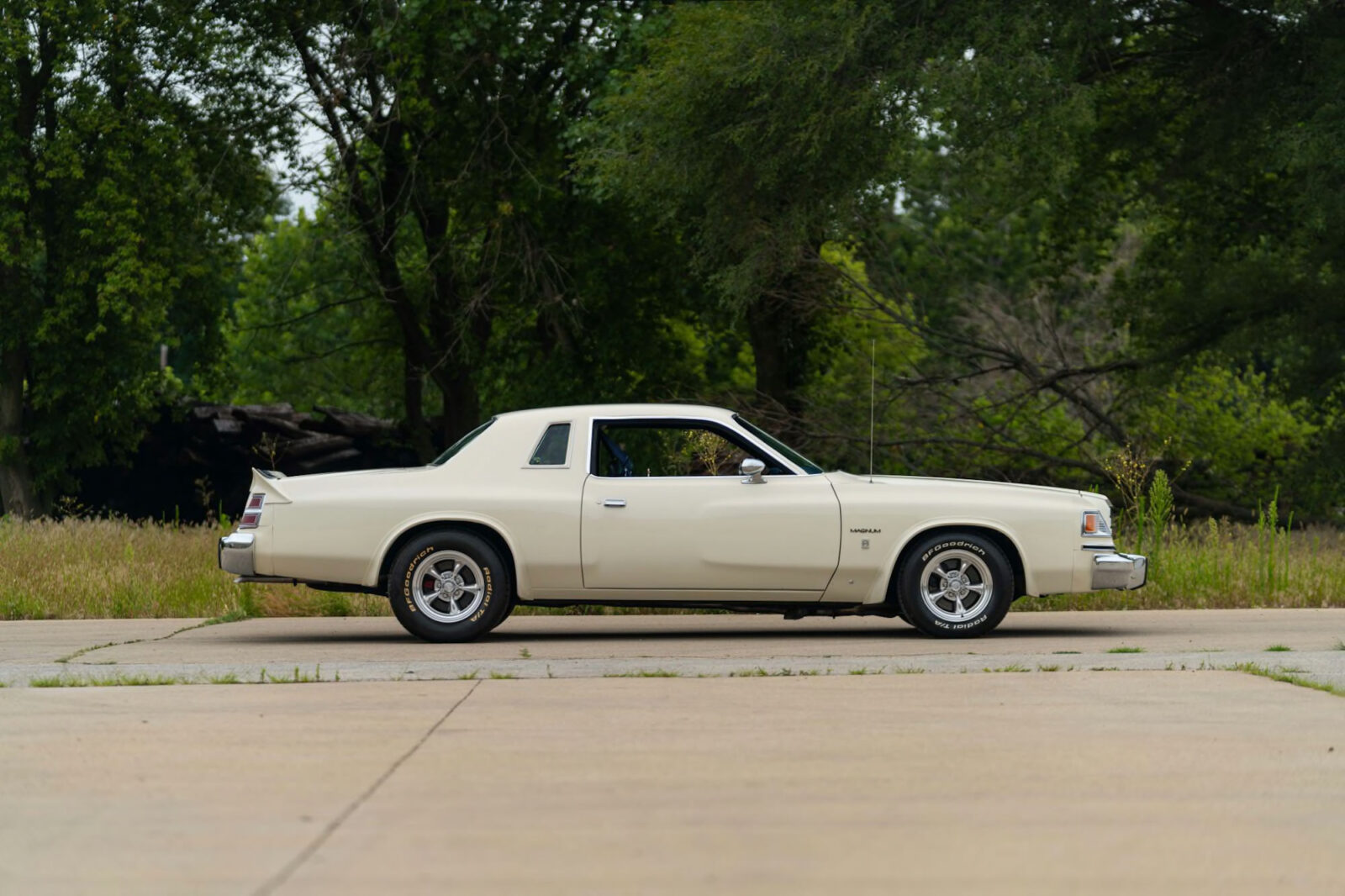 A 1979 Dodge Magnum: An "Affordable" NASCAR Aero Racer – $30,000+