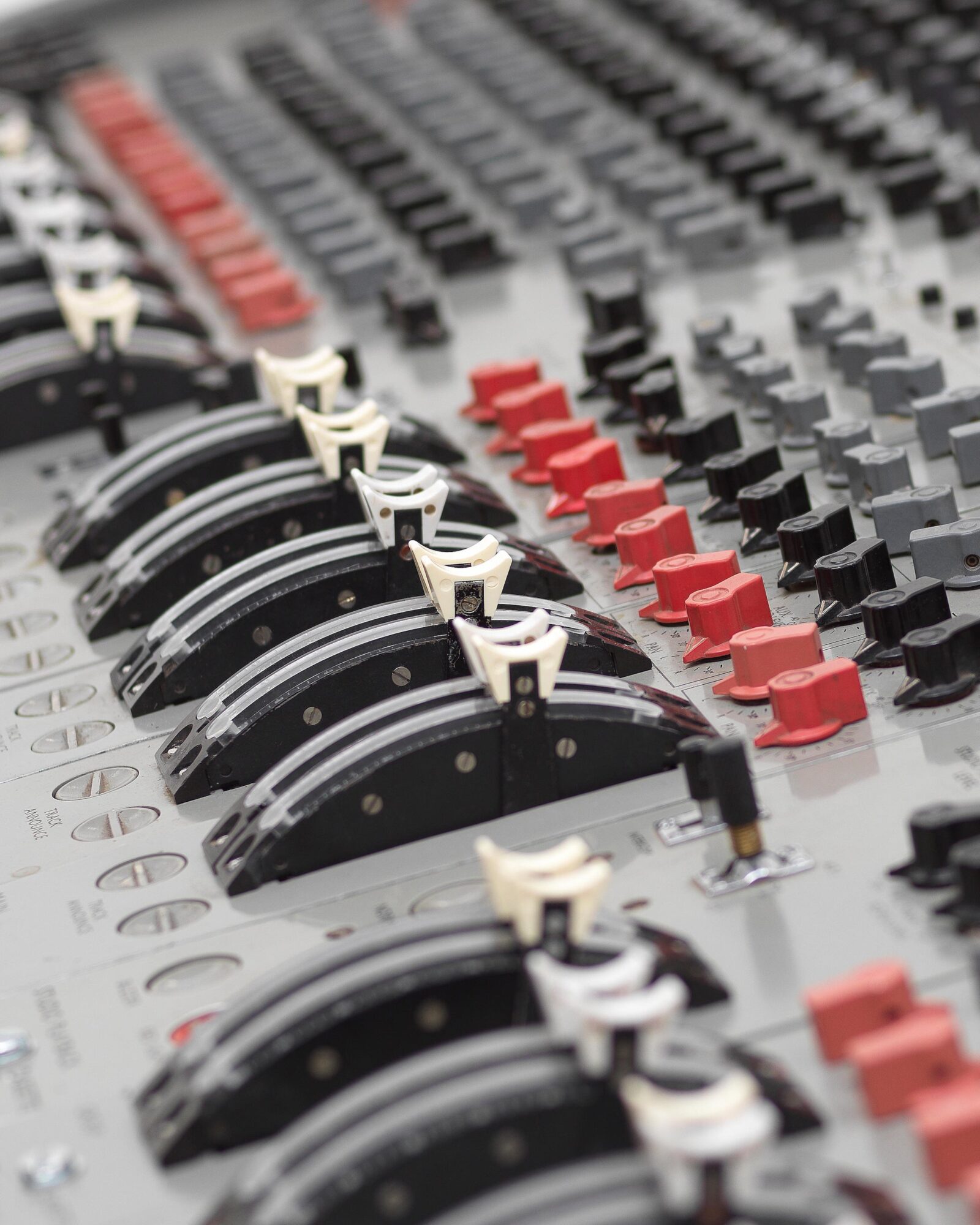 The EMI TG12345 MkI Recording Console Used By The Beatles