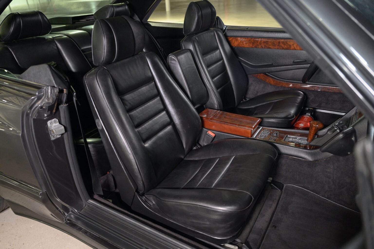 Rare "Wide Body" – A 1986 Mercedes-Benz 500 SEC AMG 6.0