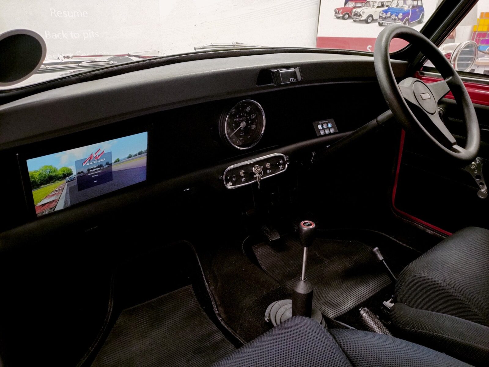 "The Italian Job" – A Mini Cooper Racing Simulator