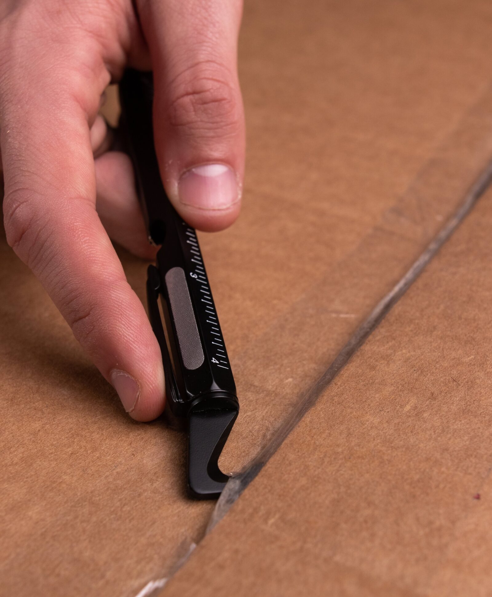 The Atech Innovation Multitool Pen: A 9-in-1 Box Cutter – $24 USD