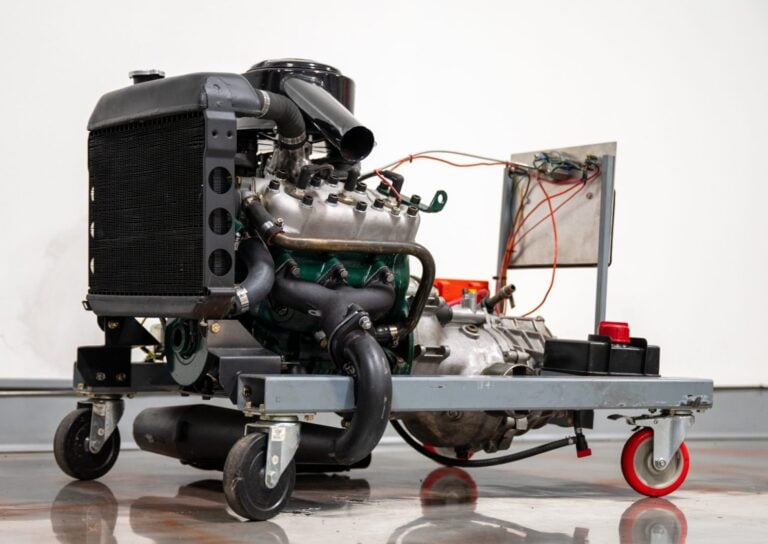 Two-Stroke: A Saab 96 Engine + Gearbox On A Test Stand