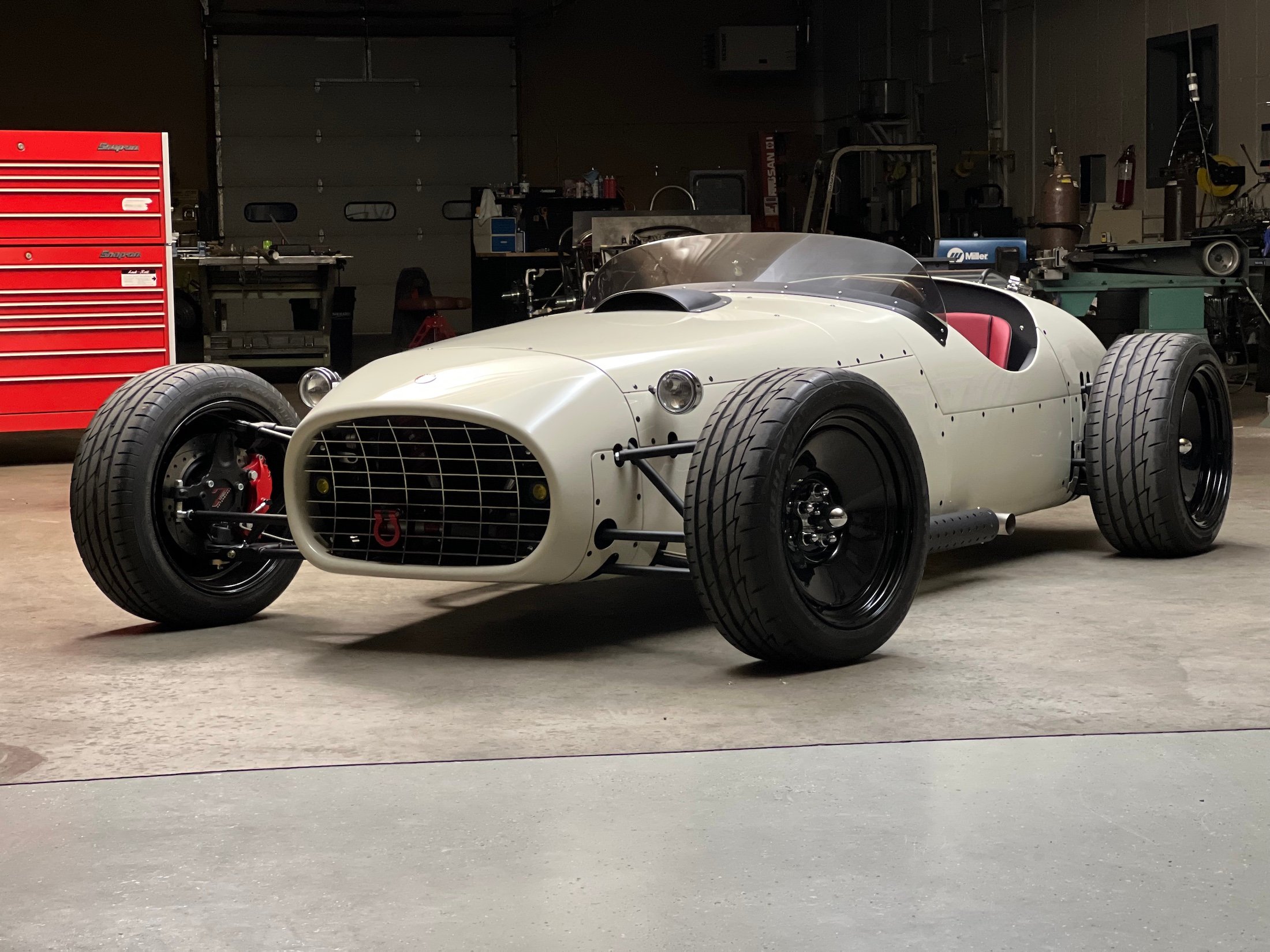 The Troy Roadster: A Fascinating American Low-Volume Production Car
