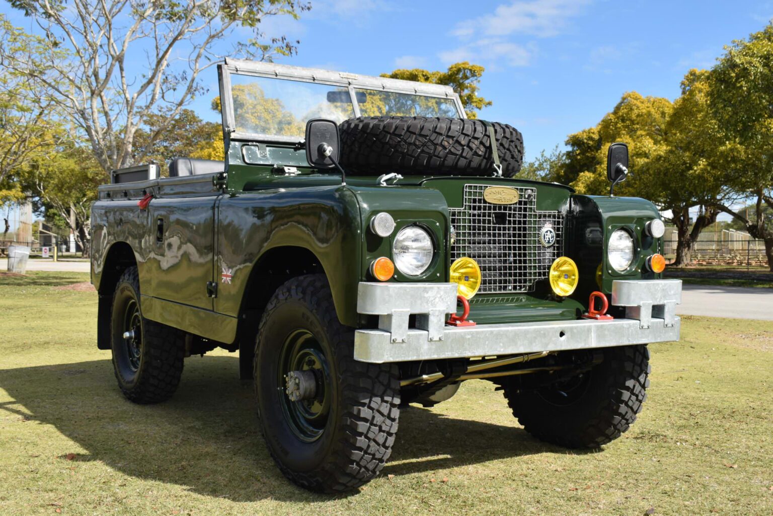 Built In Costa Rica: An Ensambladora Automotriz Land Rover Series 2A