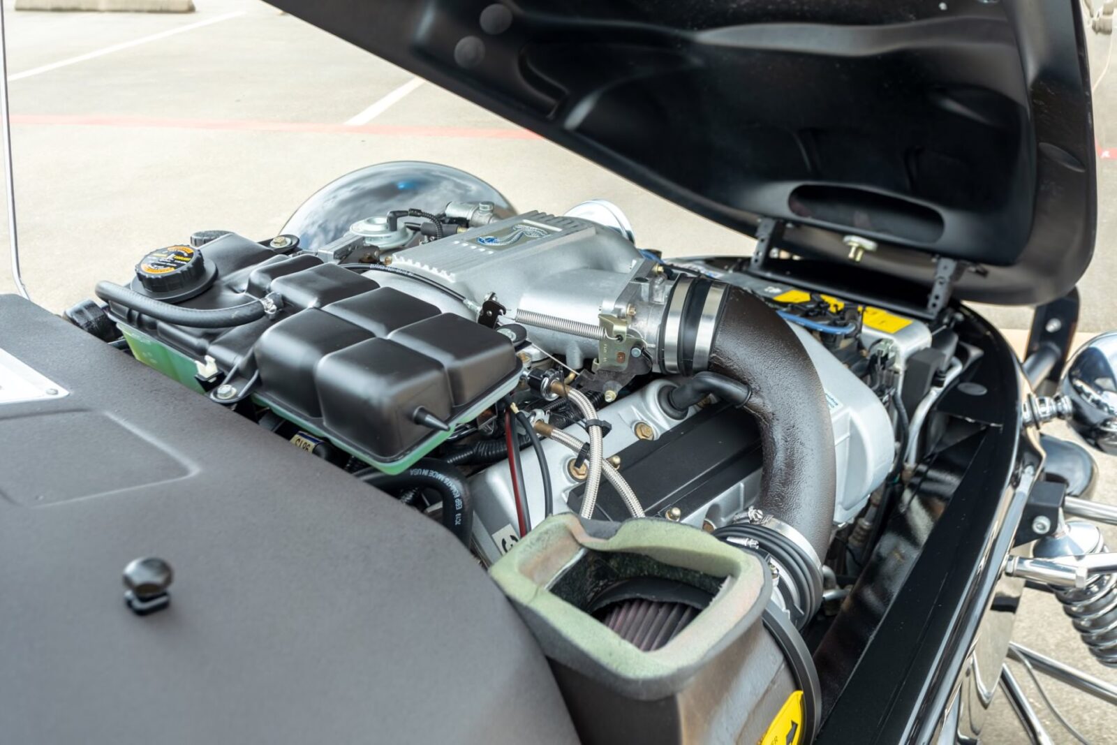 Unusual Machines: The Panoz AIV "Aluminum Intensive Vehicle"