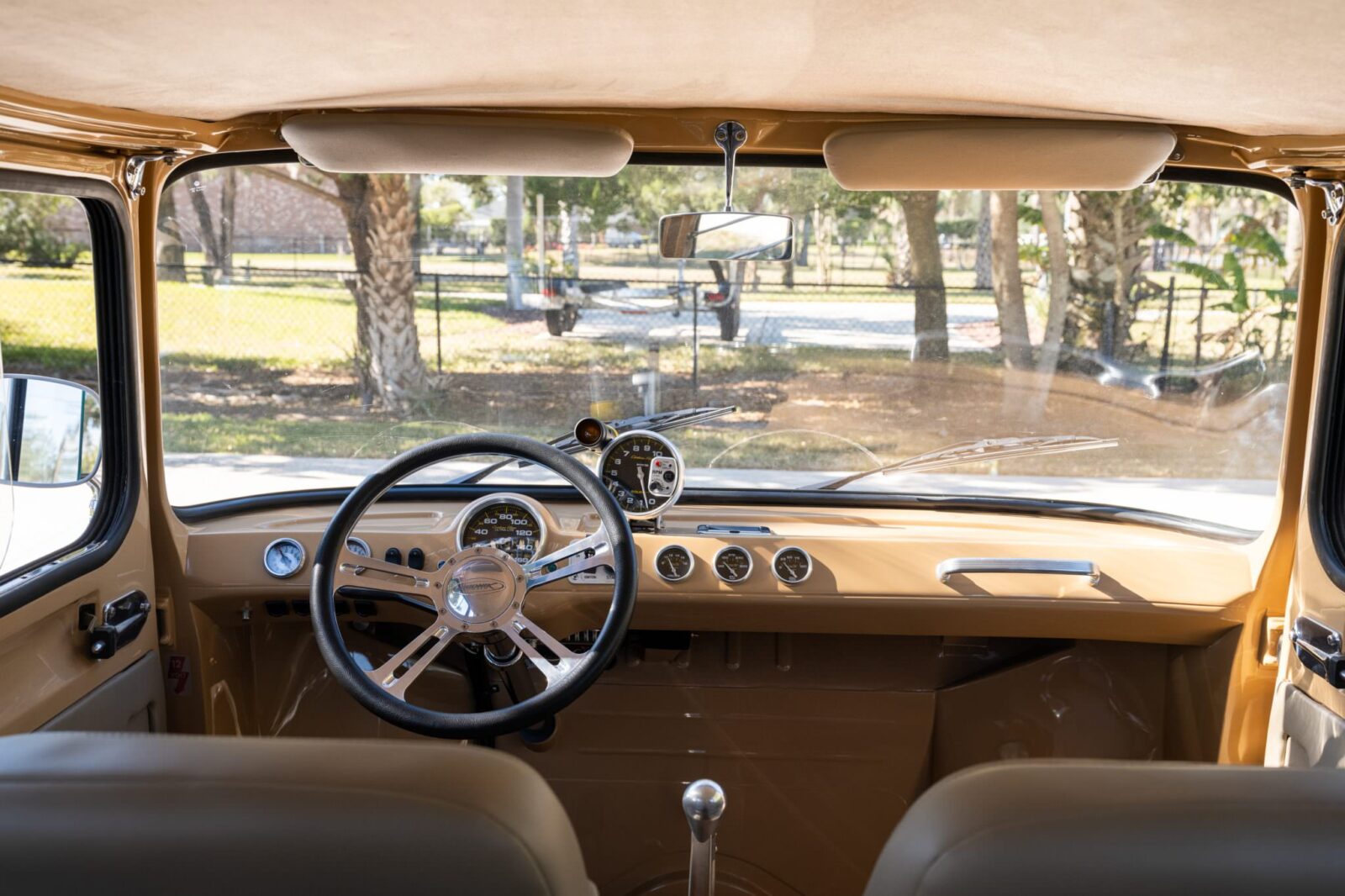 Strange Machines: A 1972 Volkswagen Type 147 Kleinlieferwagen “Fridolin”