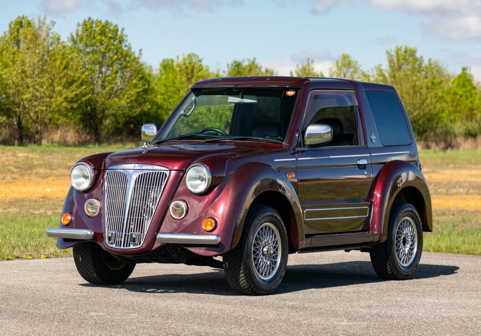 This Is The Rare Mitsubishi Pajero Junior "Flying Pug"