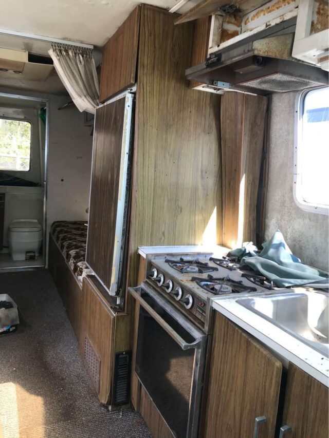 Field Find! 3 x 1970s-Era Rectrans Discoverer 25s – $1,500 USD