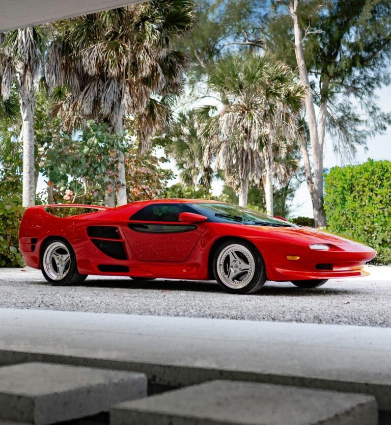 America's Forgotten (Lamborghini-Based) Supercar: The Vector M12