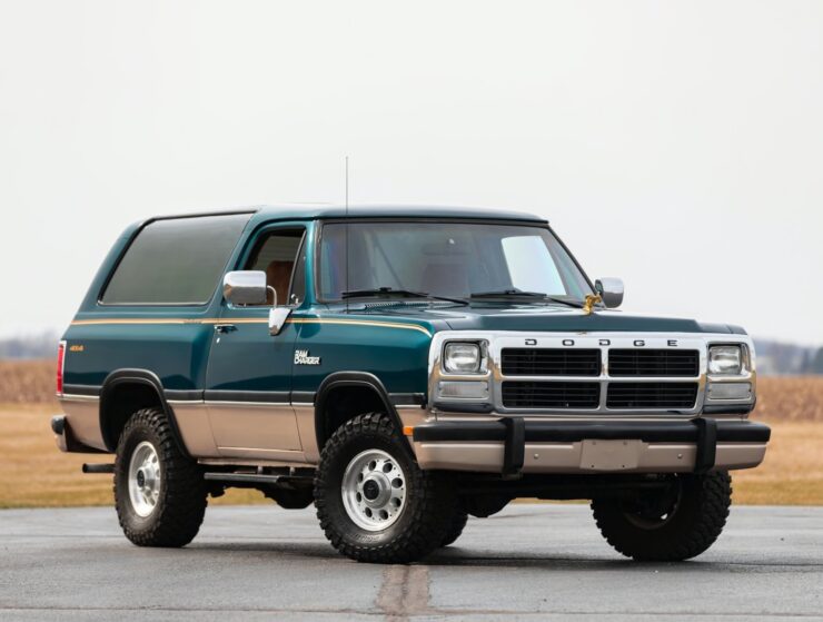 Rare 90s Classic: A Dodge Ramcharger Canyon Sport