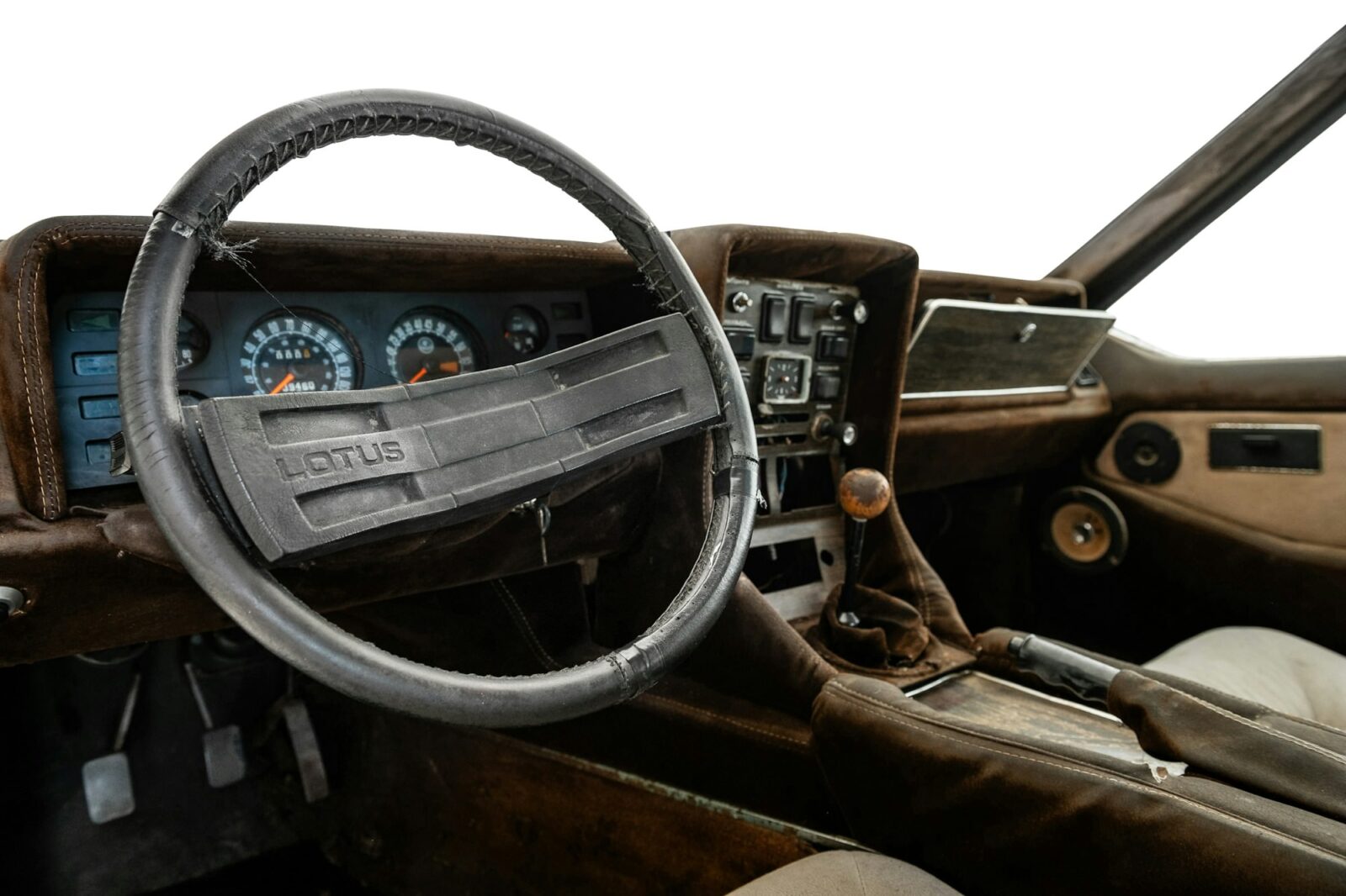 "The Forgotten Lotus" – A 1979 Lotus Elite Project Car
