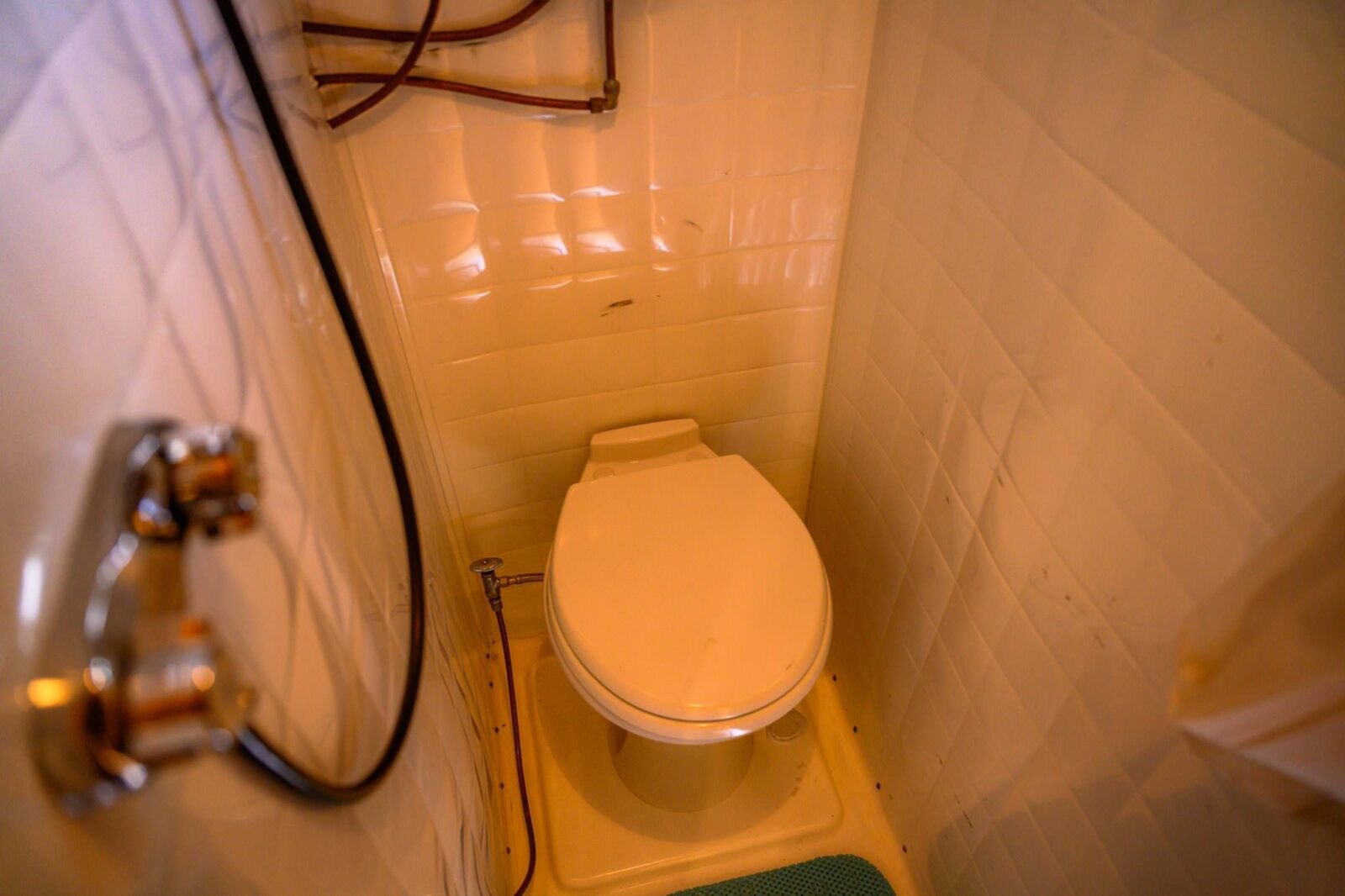 For Sale: A 1968 Chevrolet C20 + Del Rey "Sky Lounge" Camper