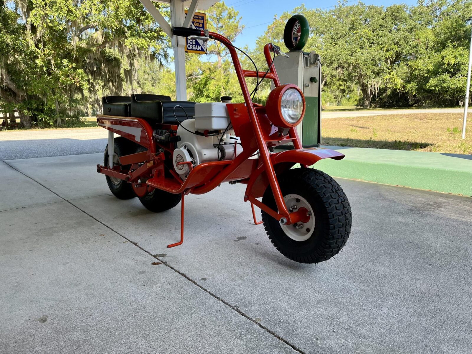 The Weird "Jak Pak 300" – A Rare American "Inline Trike" Motorcycle