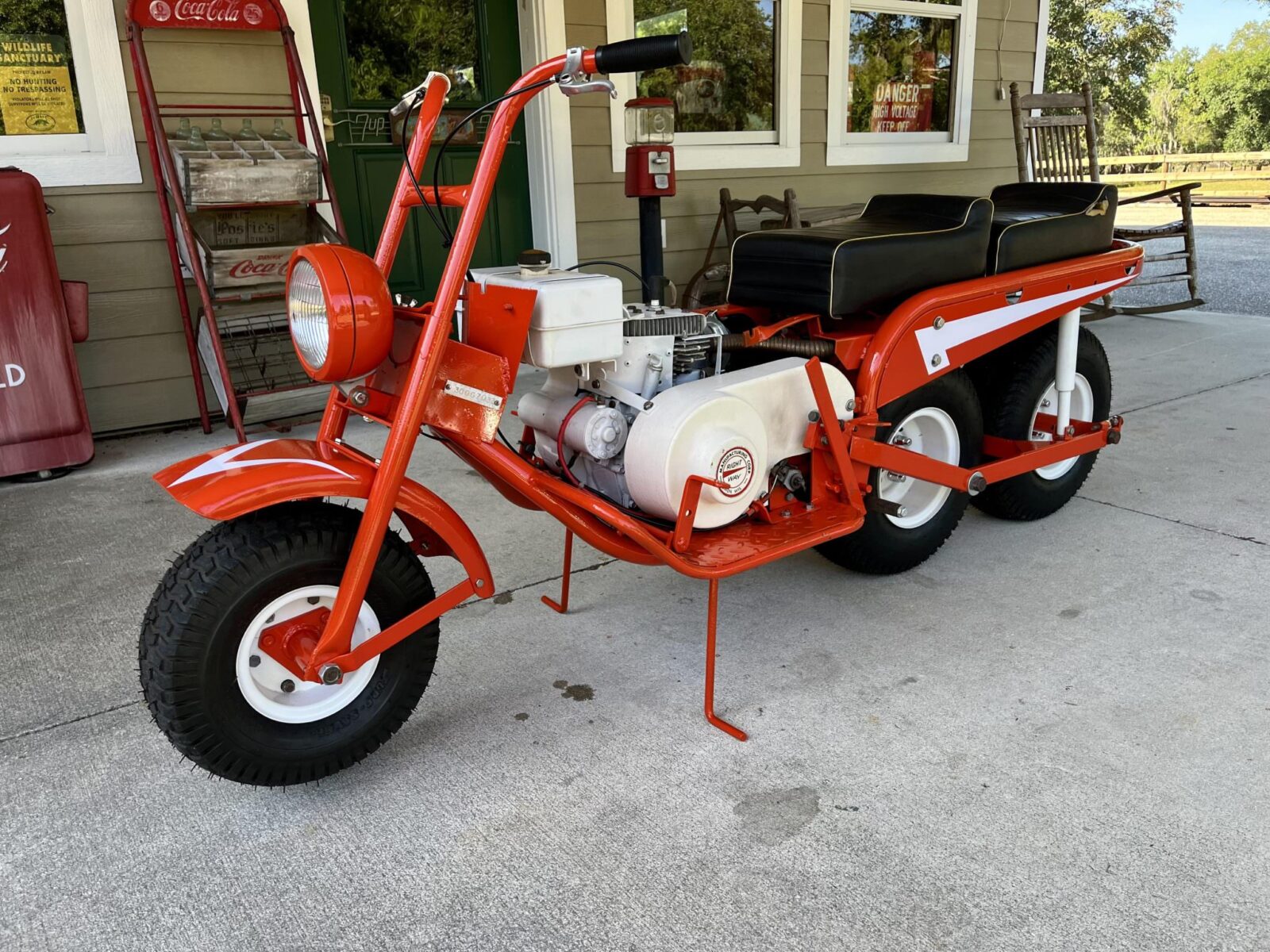 The Weird "Jak Pak 300" – A Rare American "Inline Trike" Motorcycle