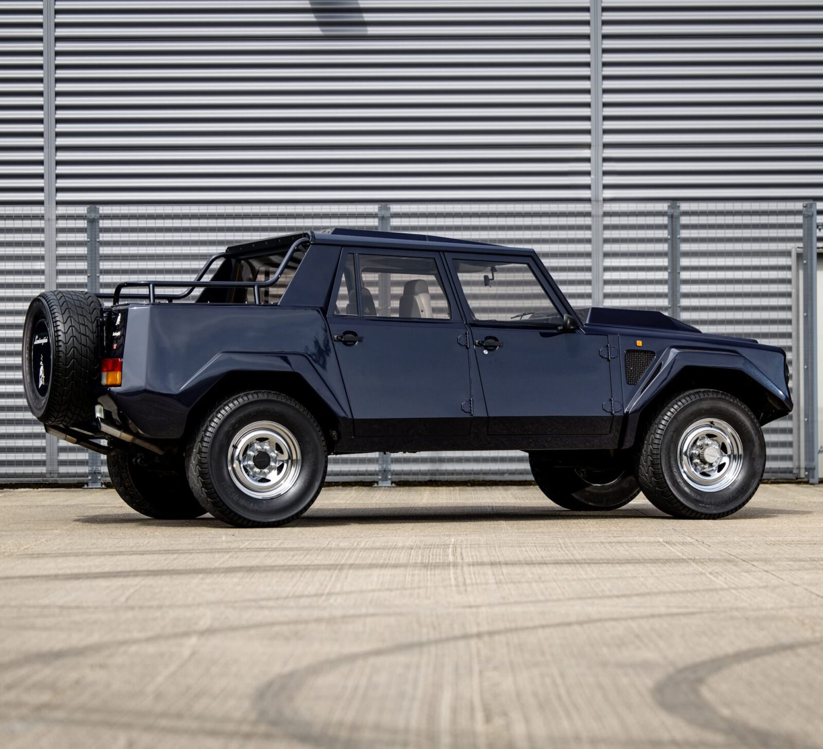 The Countach V12-Powered 1980s-Era Lamborghini LM002