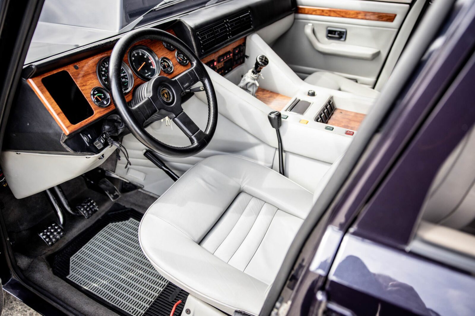 The Countach V12-Powered 1980s-Era Lamborghini LM002