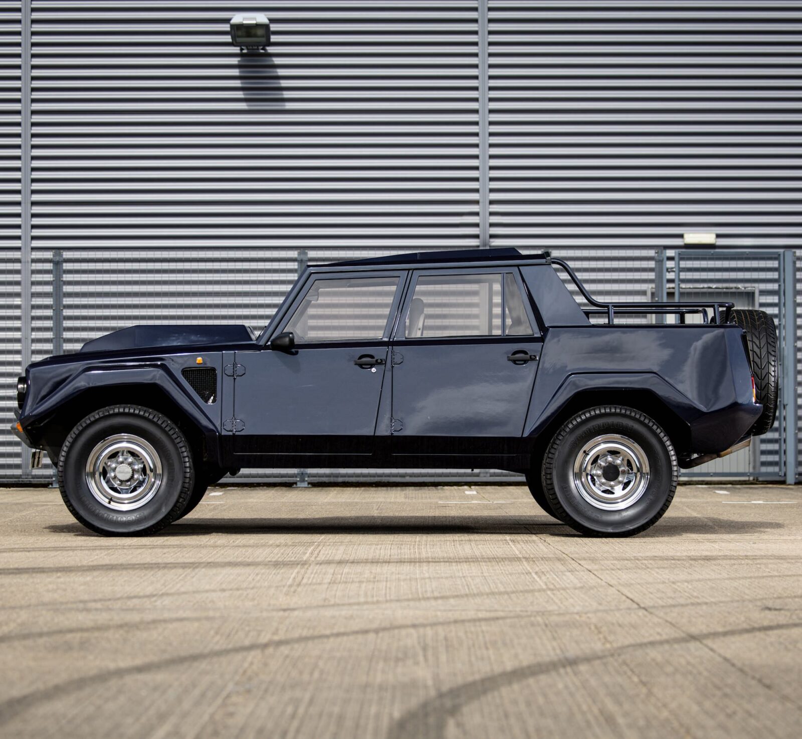 The Countach V12-Powered 1980s-Era Lamborghini LM002