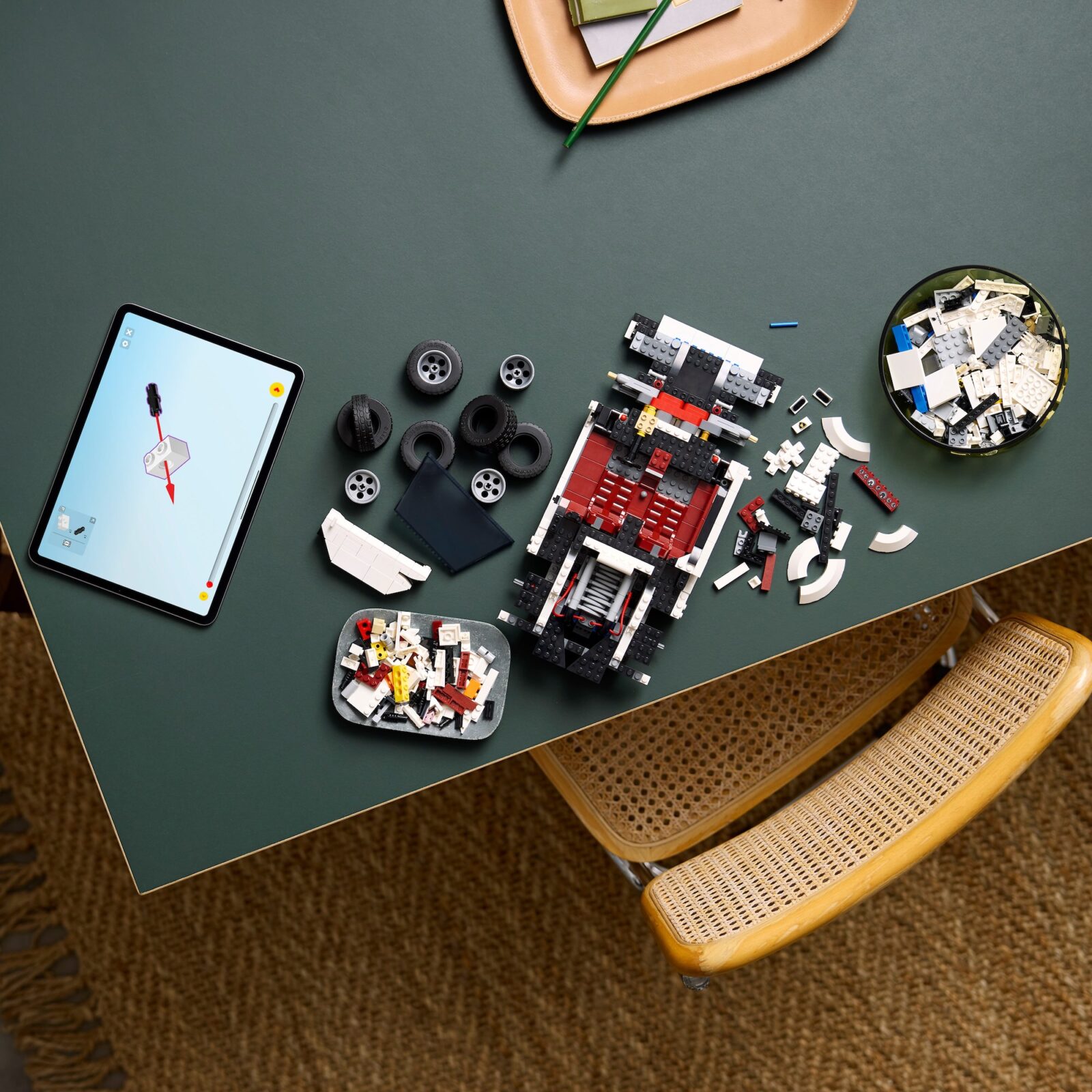 The New 1506 Piece Lego® Lamborghini Countach 5000 Quattrovalvole