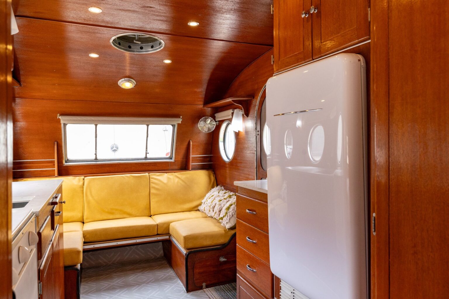 For Sale: A Classic 1952 Airfloat Navigator Travel Trailer